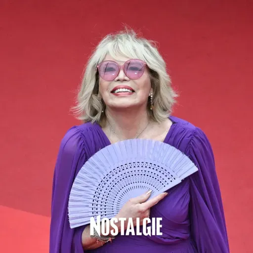 Amanda Lear est de retour avec un nouvel album son 23e - Listen Now on ...